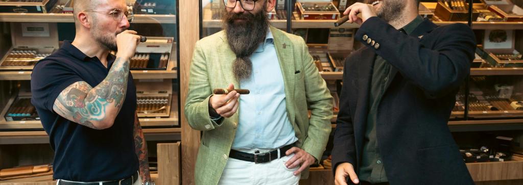 Hess Triangle: The Smallest Piece of Land in NYC – Quack Pack Tabac